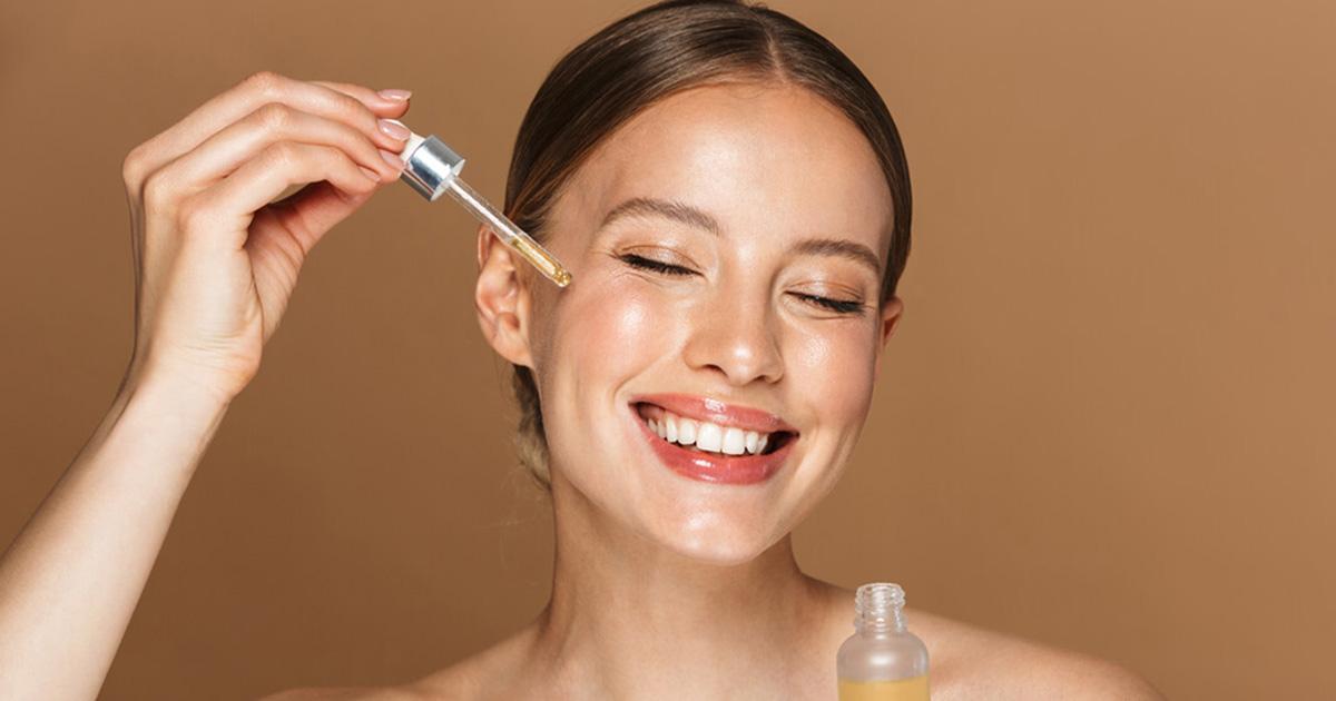 Ceramides vs. Peptides: A Guide to Choosing the Best for Your Skin Care